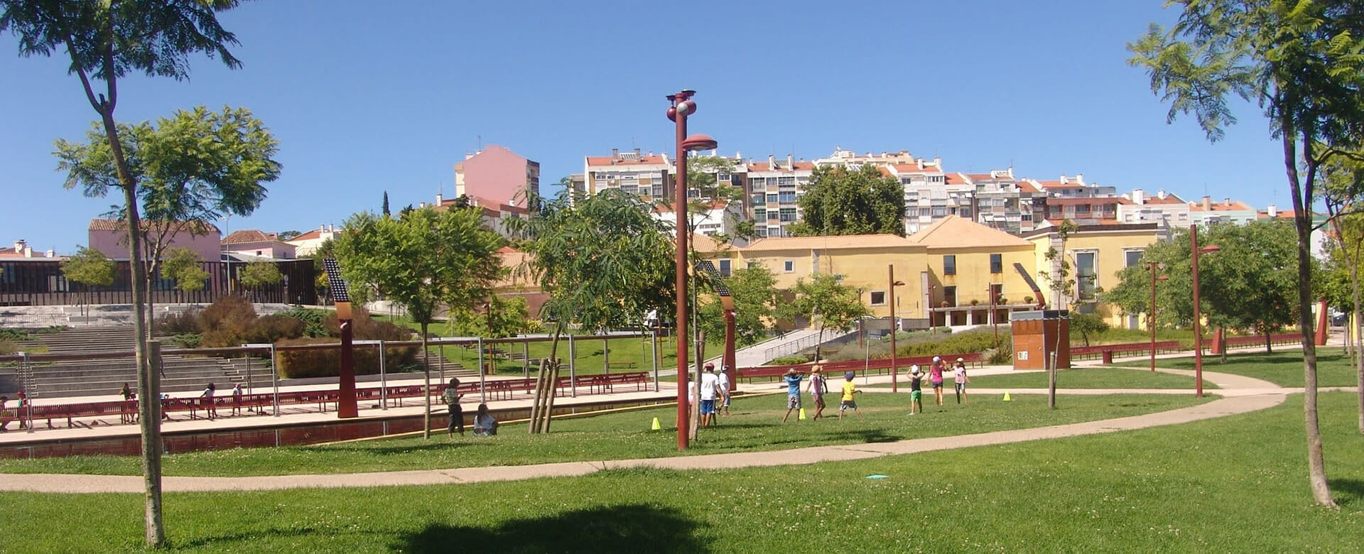 Heróis de Arromba - Booking-Senior.com